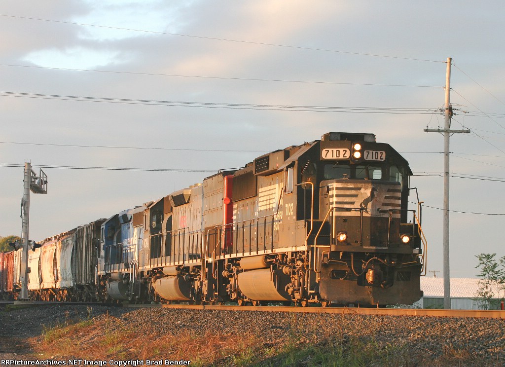 NS 7102